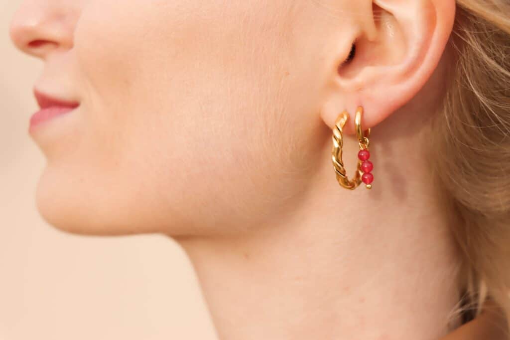 Triple red dot hoop gold | Label Kiki